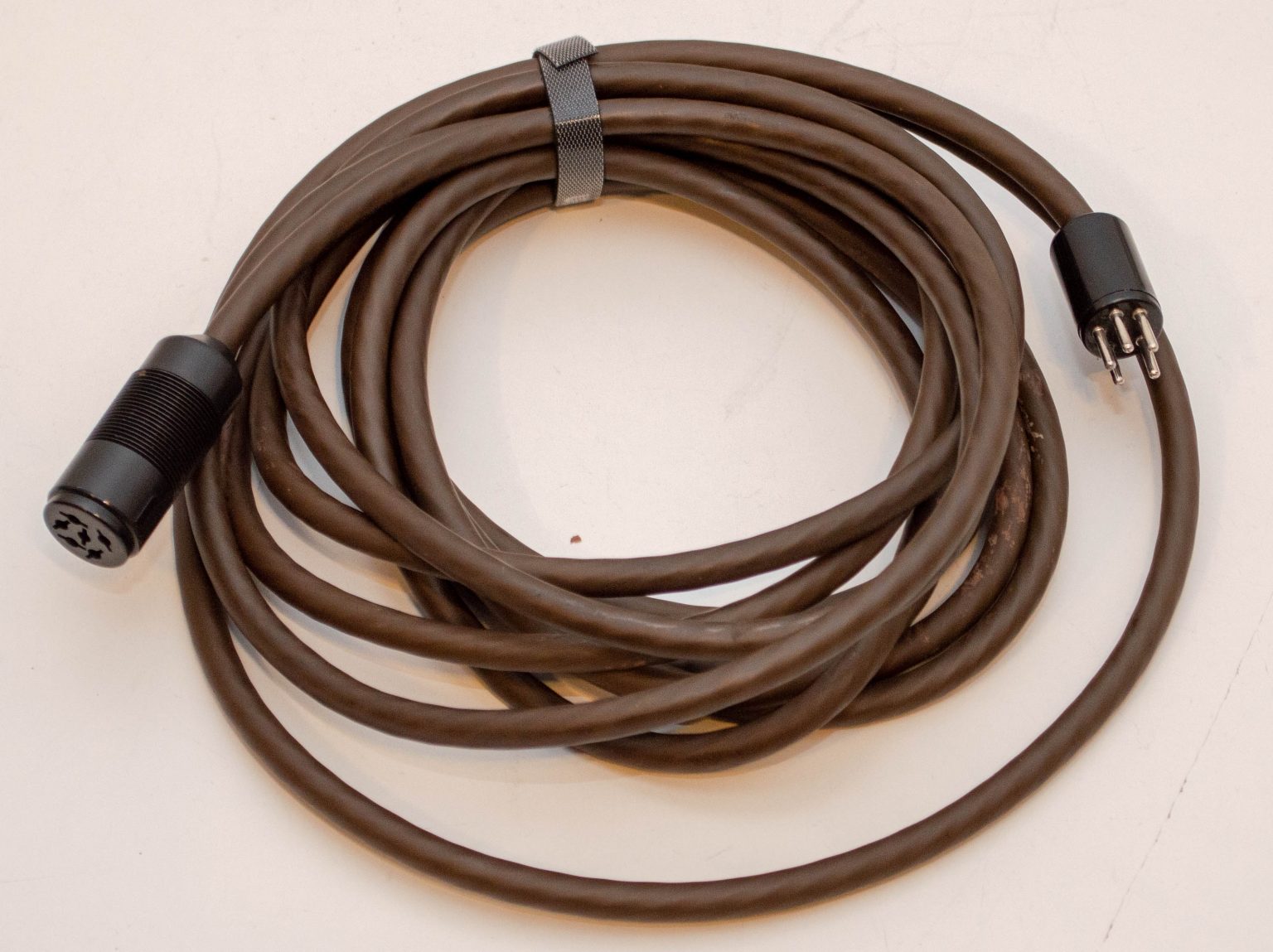 Cables and headphone adapters – Mjölnir-Audio
